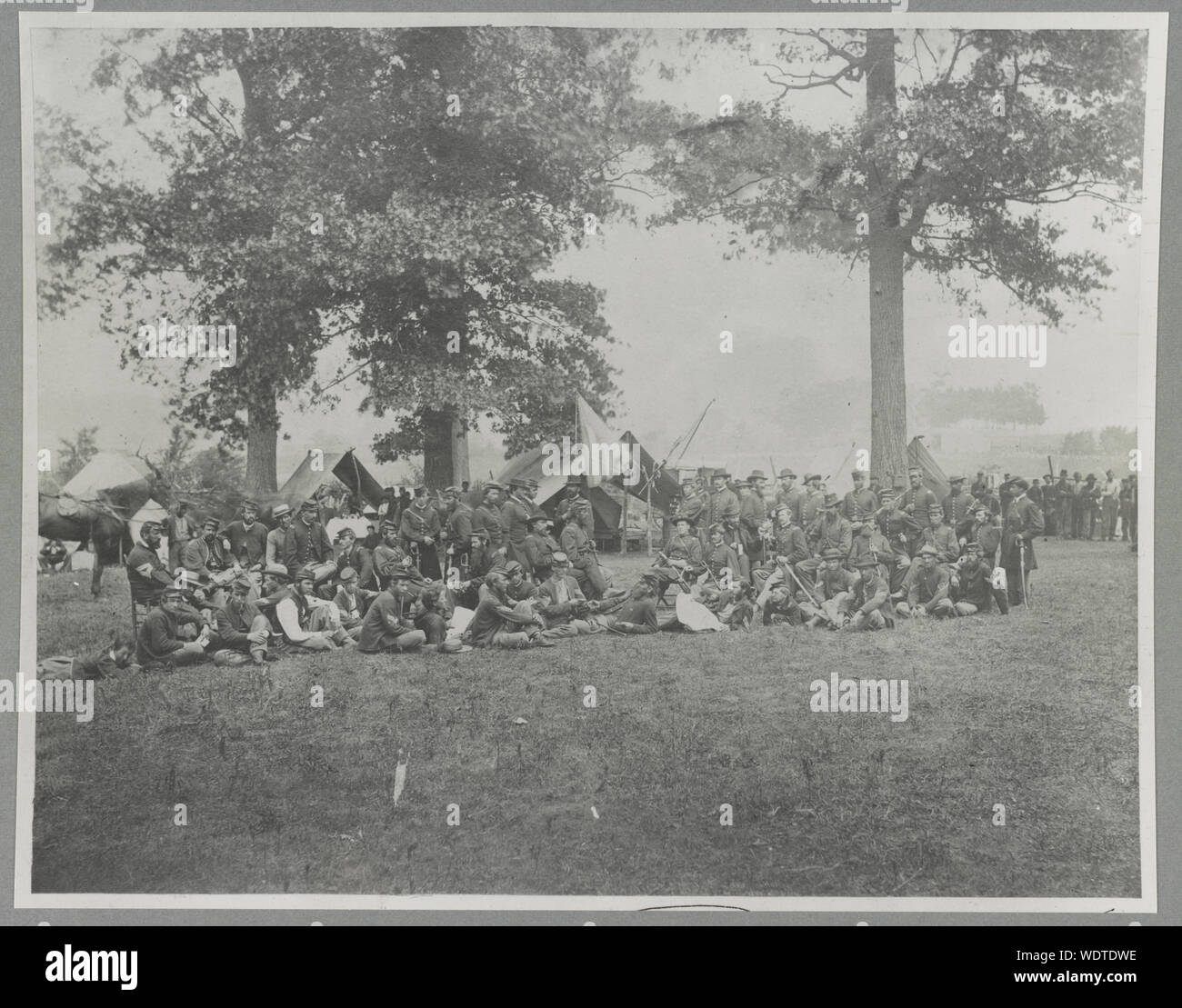 Photographs of military camp hi-res stock photography and images - Alamy