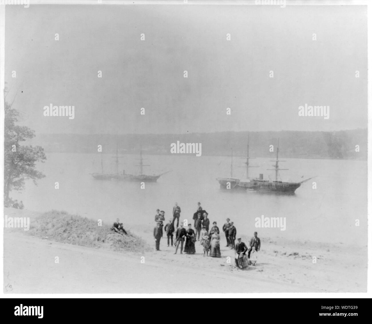 Group of spectators Black and White Stock Photos & Images - Alamy