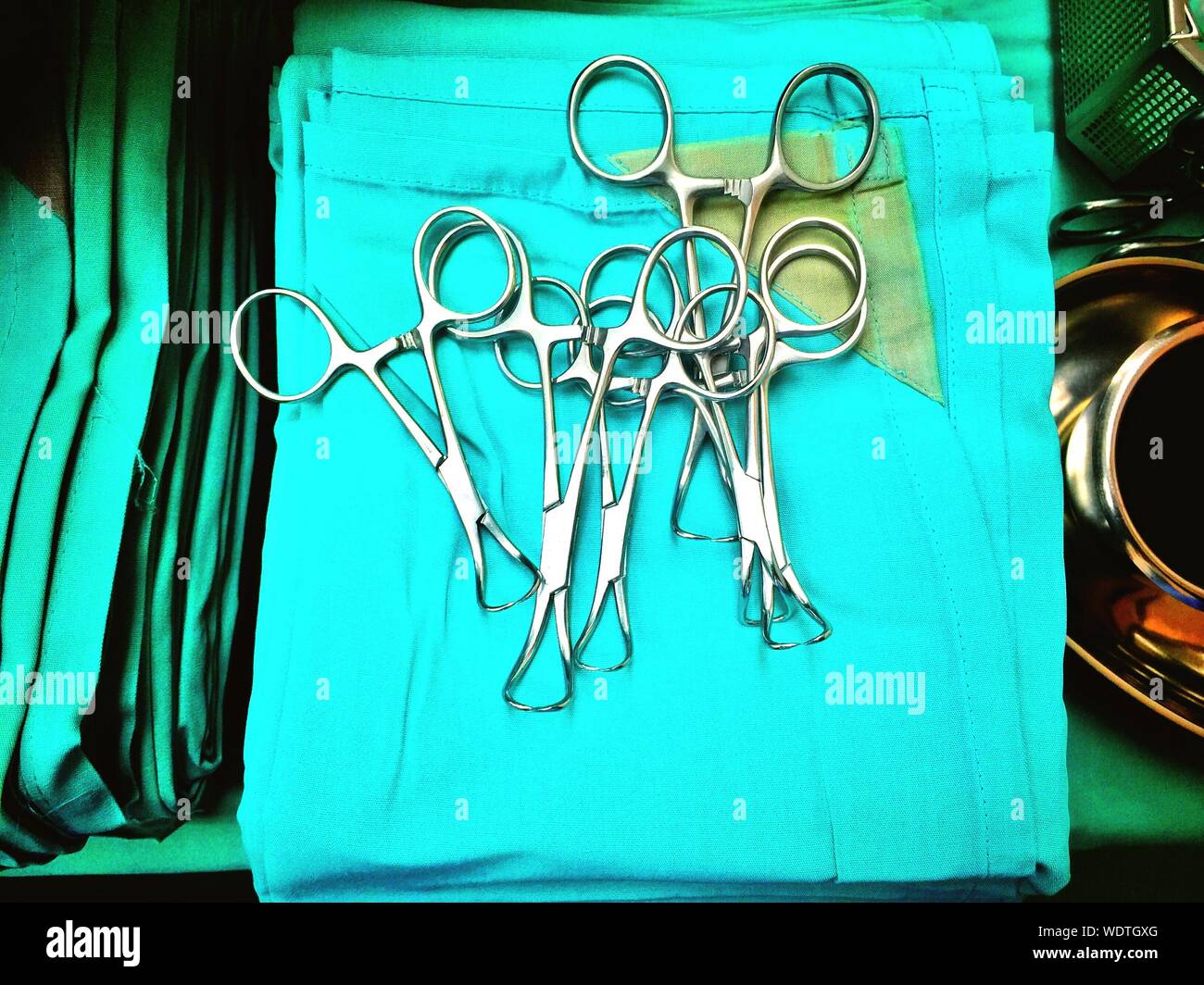 Surgical towel hi-res stock photography and images - Alamy