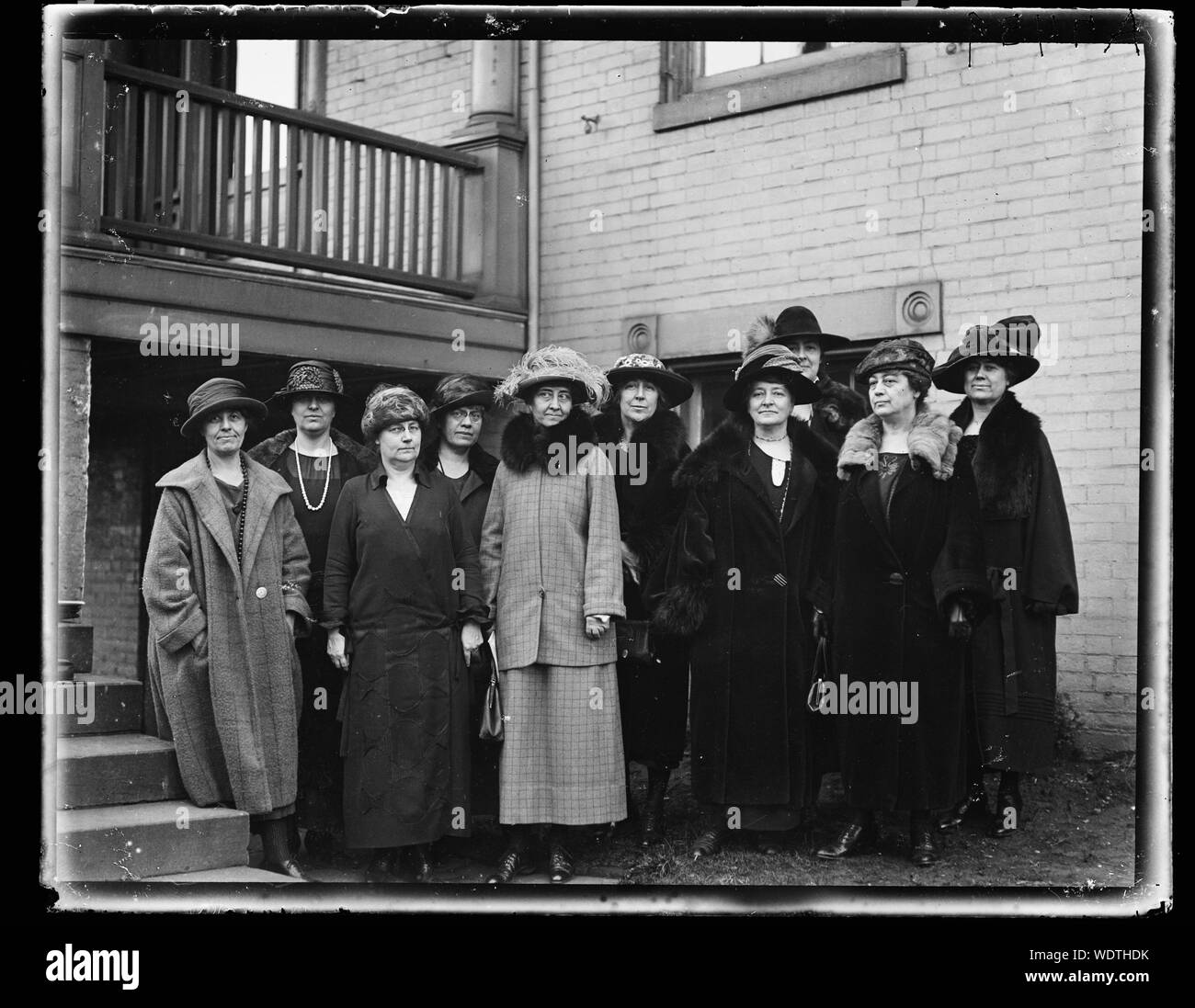 Group portrait of women Black and White Stock Photos & Images - Alamy