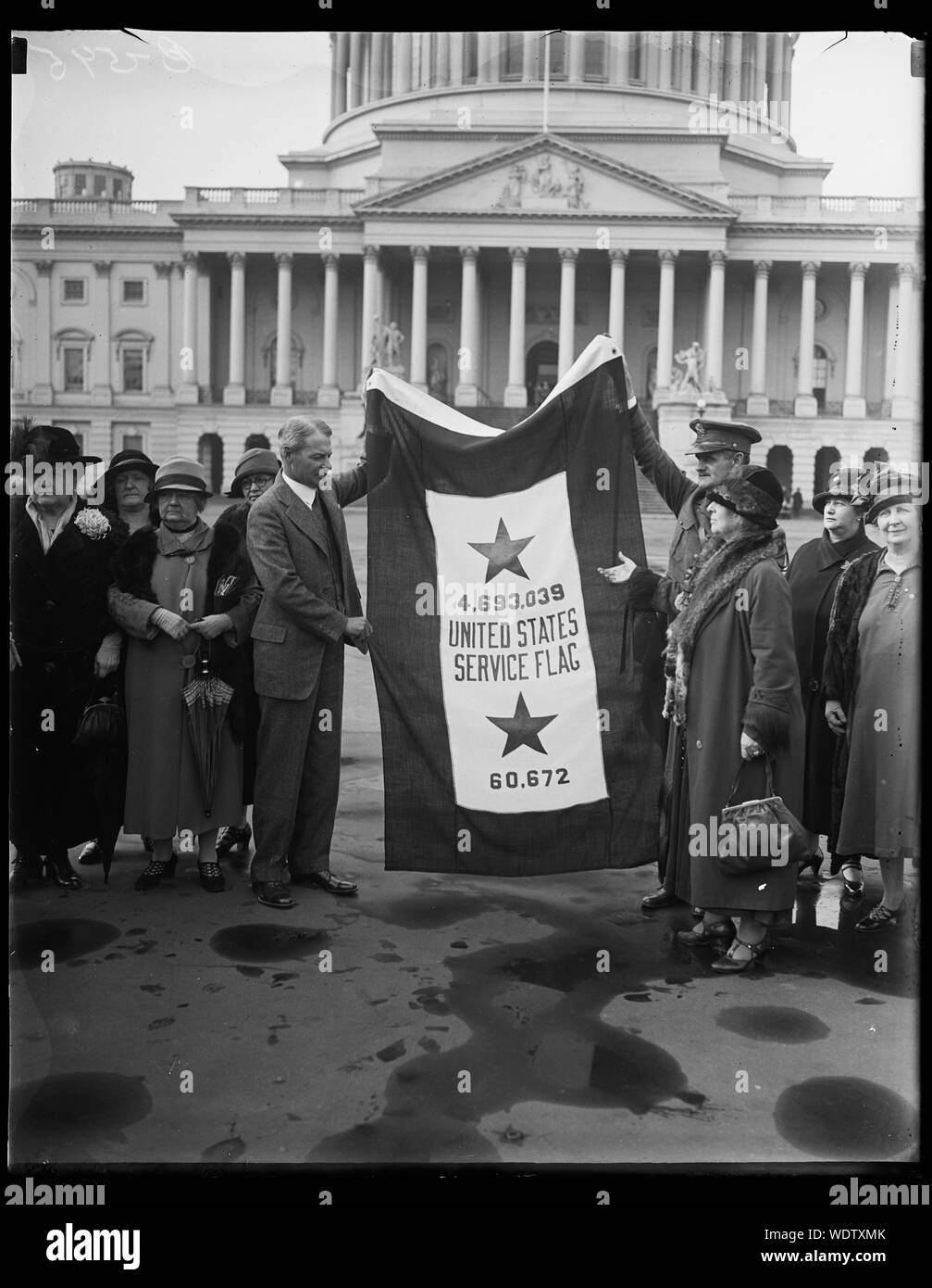 United states flag history hi-res stock photography and images - Alamy