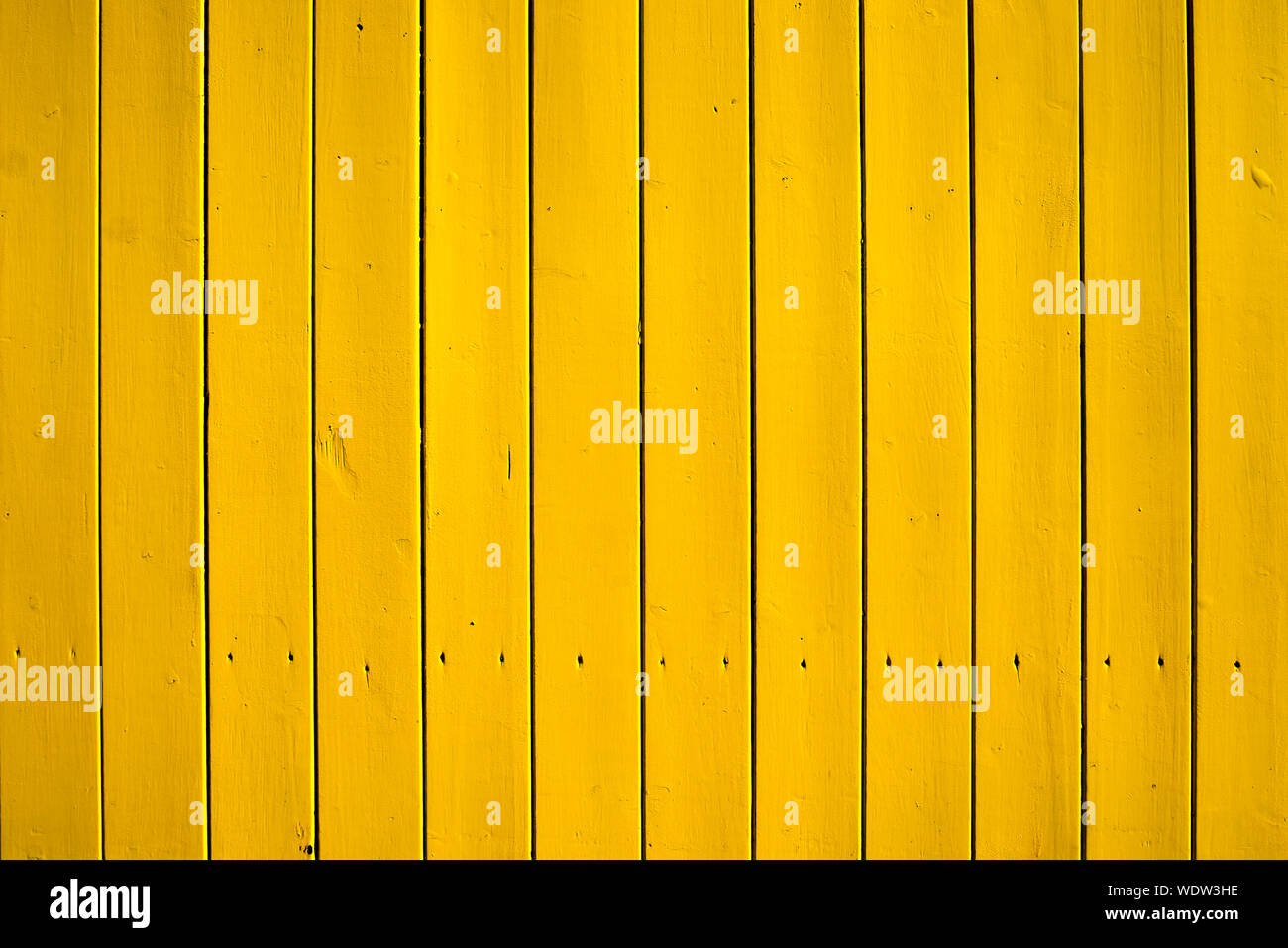 Yellow fence hi-res stock photography and images - Alamy