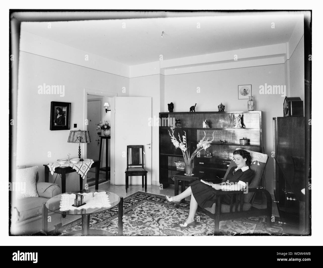 Friends and family photographs Cut Out Stock Images & Pictures - Alamy