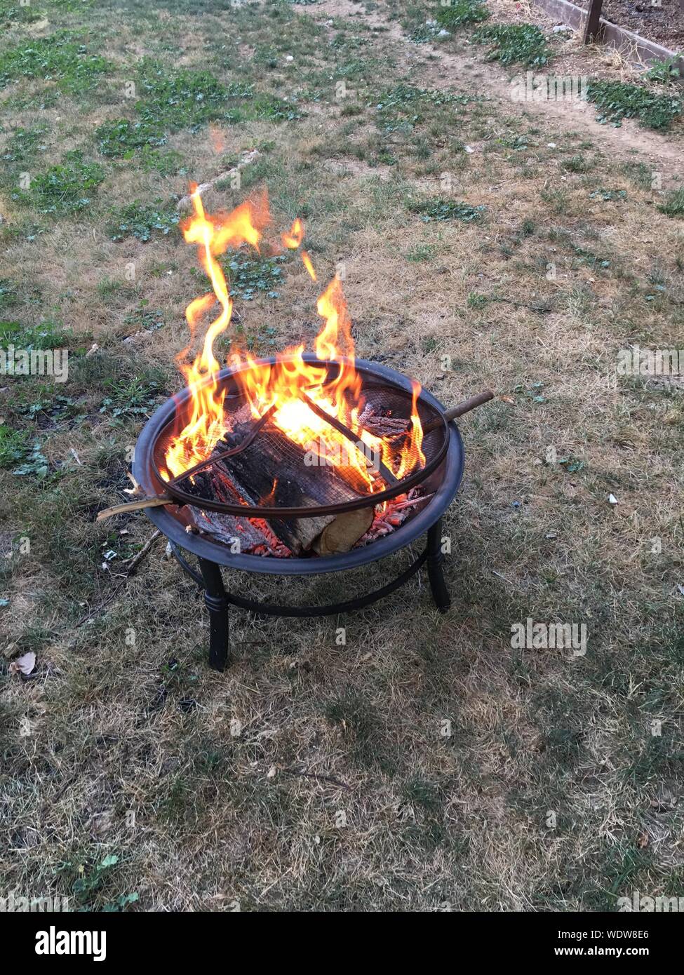Fire pit field hi-res stock photography and images - Alamy