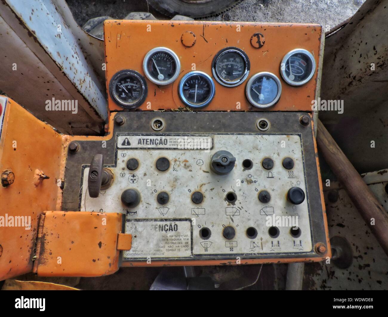 Factory control panel machinery hi-res stock photography and images - Alamy