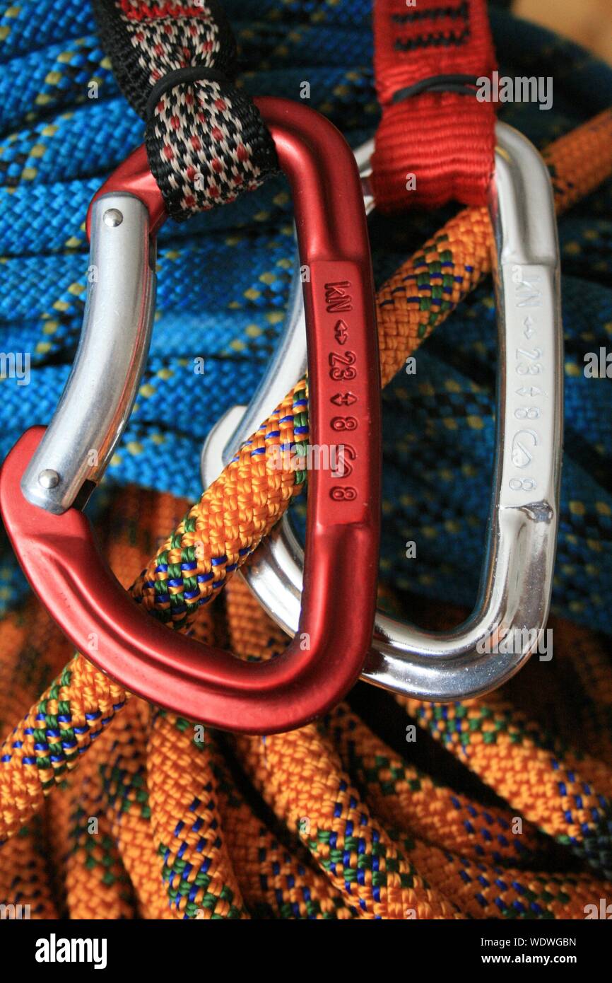Close up climbing carabiner rope hi-res stock photography and images ...