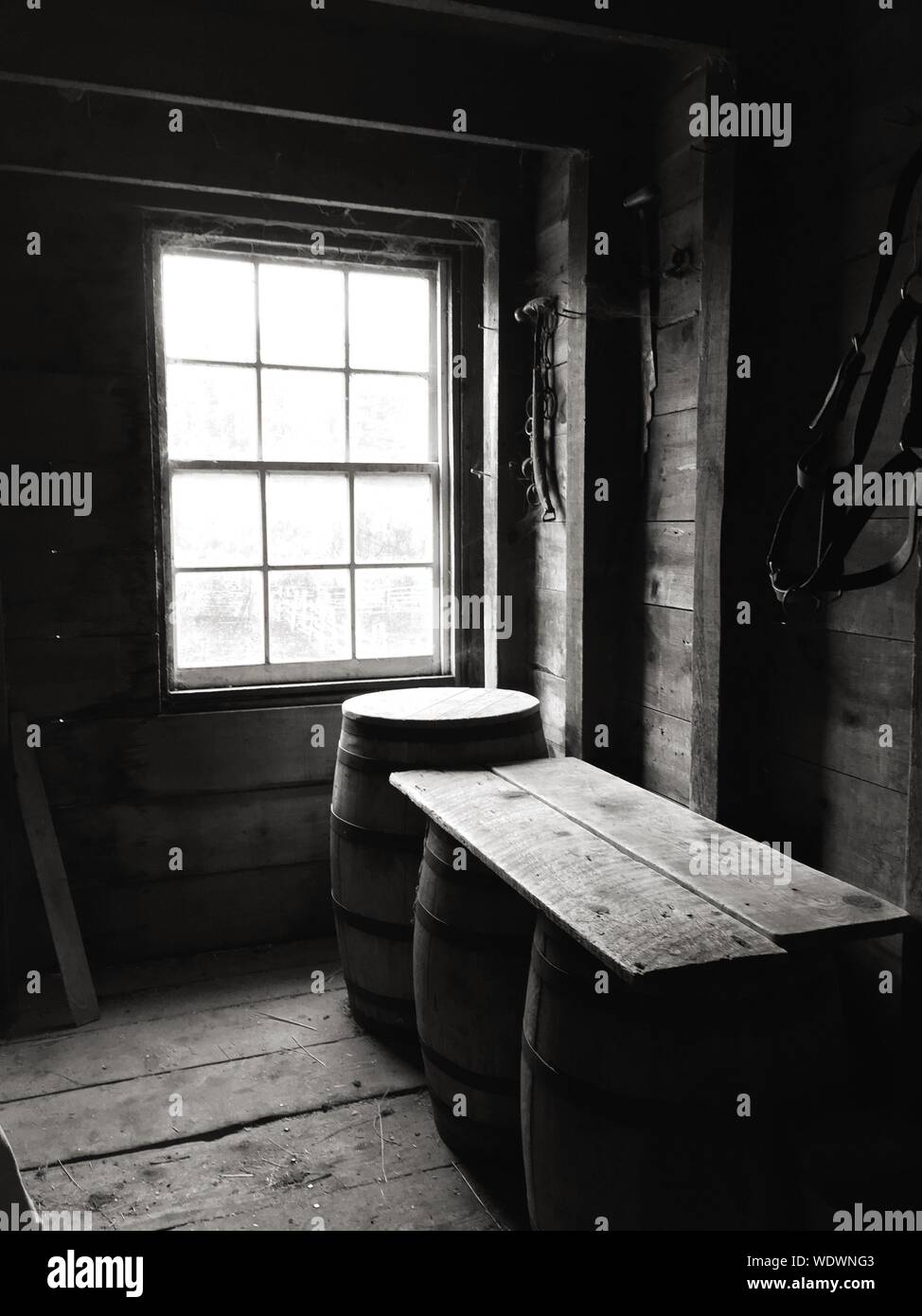 Barrel barn hi-res stock photography and images - Alamy