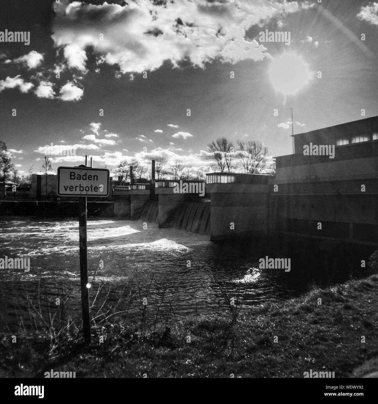 Sunbeam dam Black and White Stock Photos & Images - Alamy