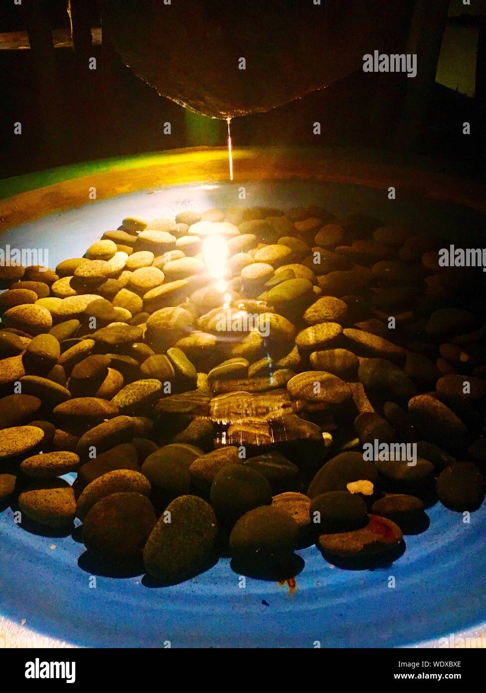 Large rock falling hi-res stock photography and images - Alamy