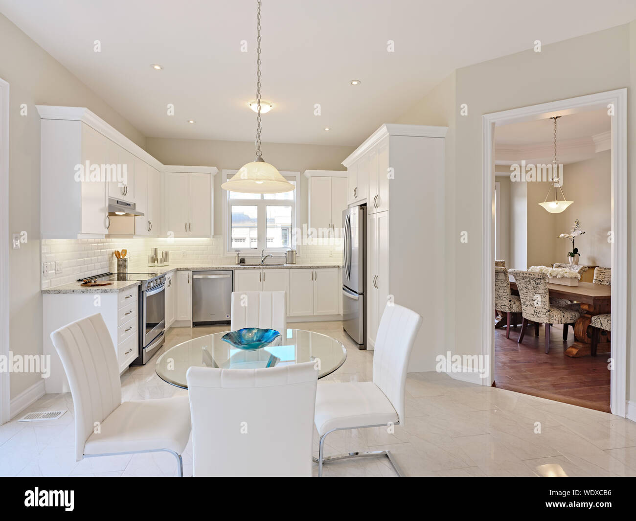 Designer model home hi-res stock photography and images - Alamy