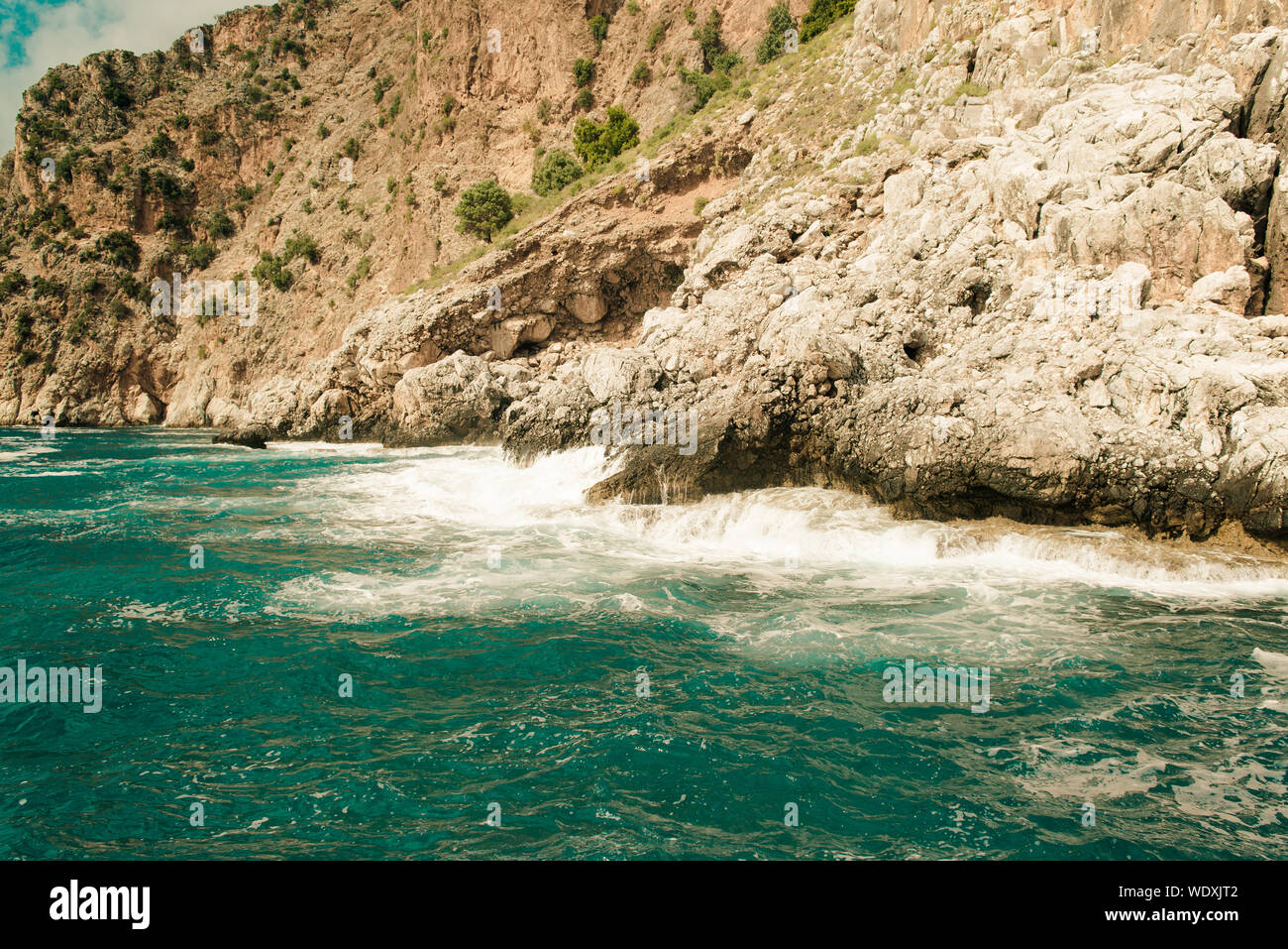 Green sea hi-res stock photography and images - Alamy