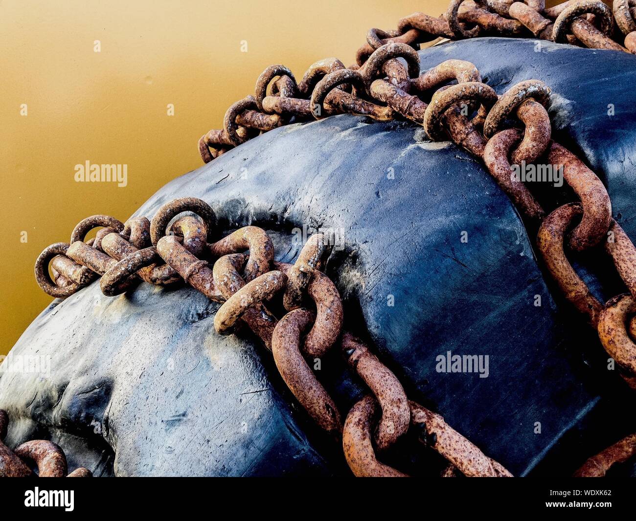 Rusty chain tire chain hi-res stock photography and images - Alamy