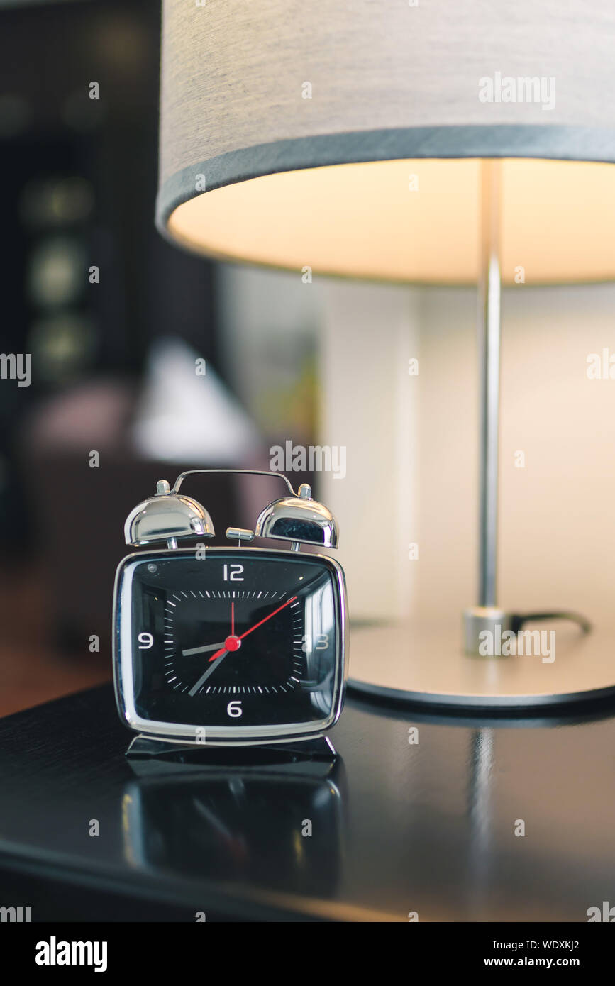 Illuminated clock face hi-res stock photography and images - Alamy