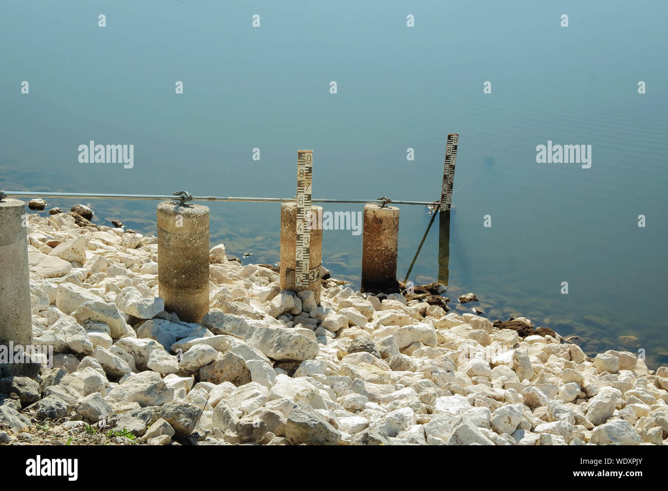 Water depth marker hi-res stock photography and images - Alamy