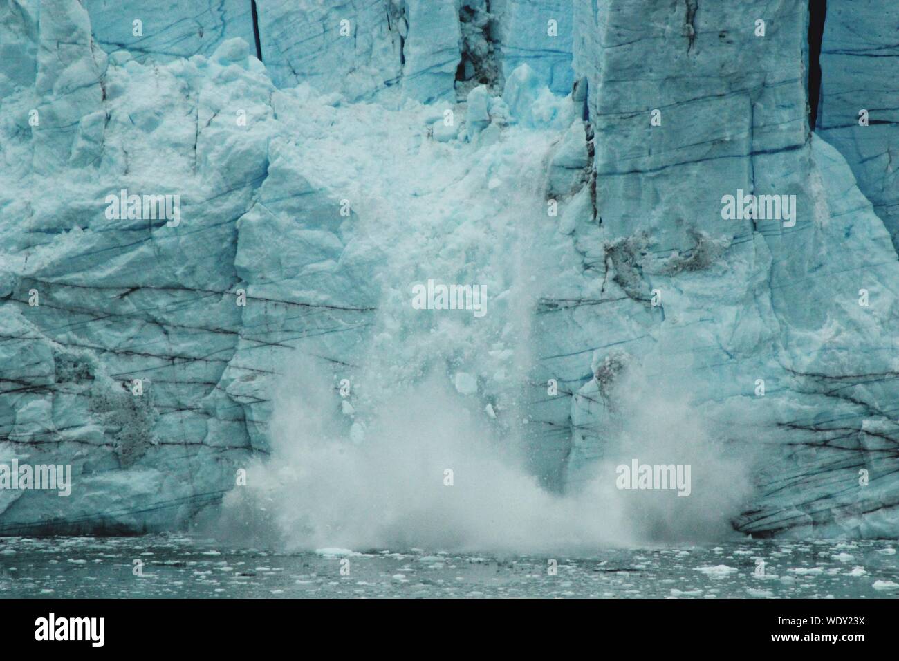 Breaking frozen ice hi-res stock photography and images - Alamy