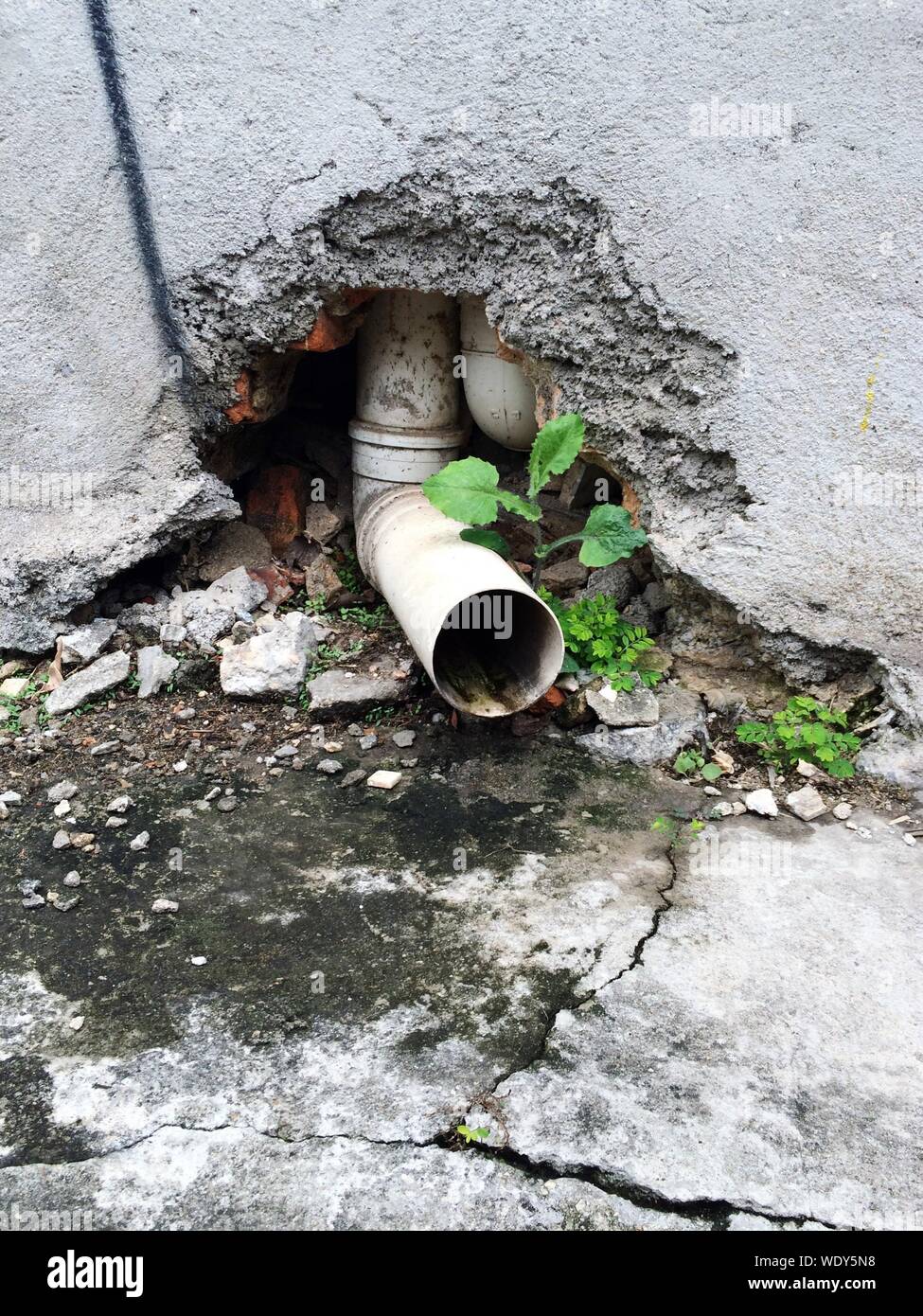 Dirty sewage pipe hi-res stock photography and images - Alamy