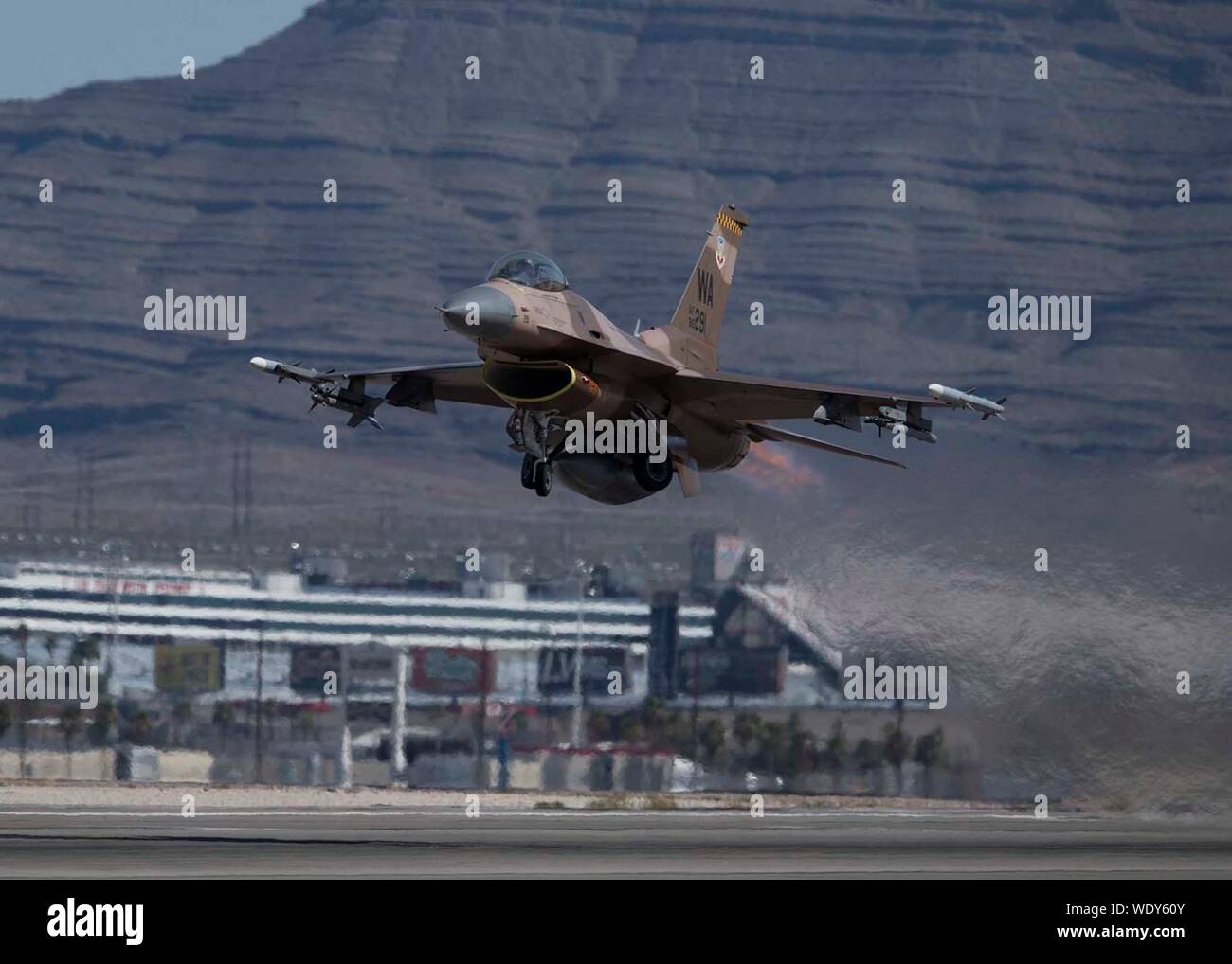 Fighter jet aggressor hi-res stock photography and images - Alamy