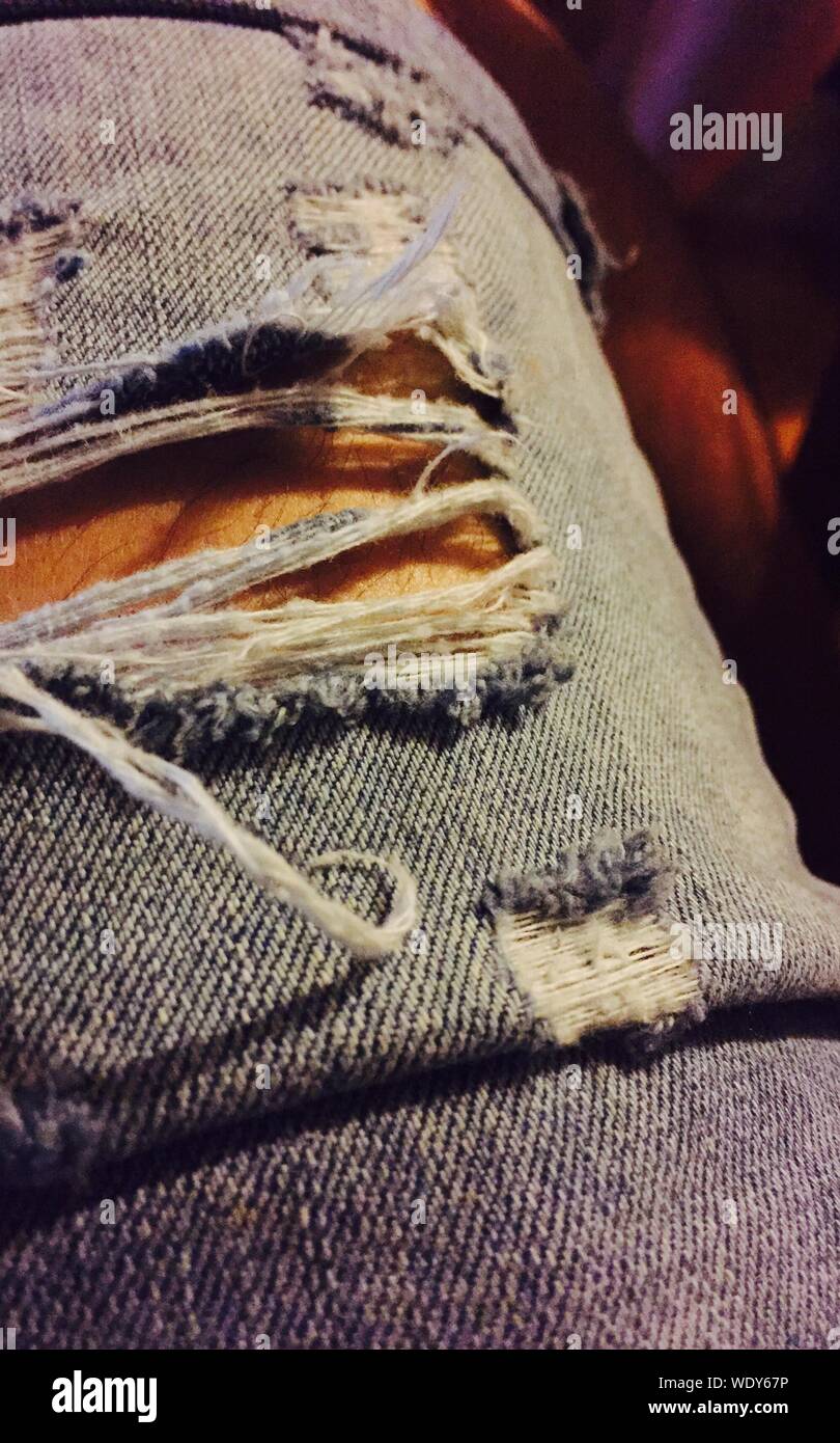 Torn body hi-res stock photography and images - Alamy