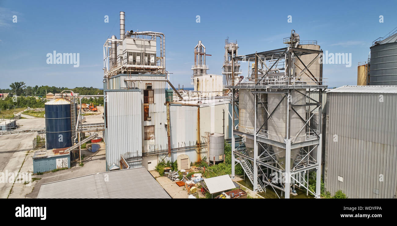 Old methanol production plant Stock Photo - Alamy