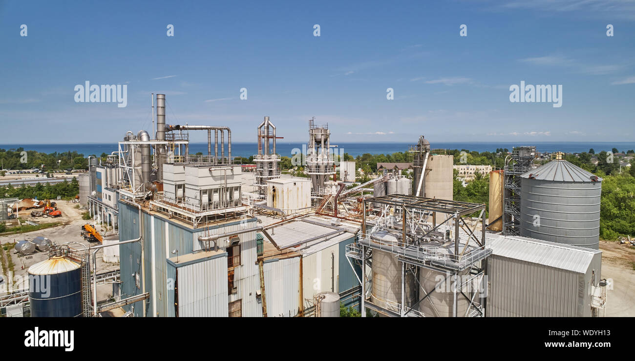 Old methanol production plant Stock Photo - Alamy