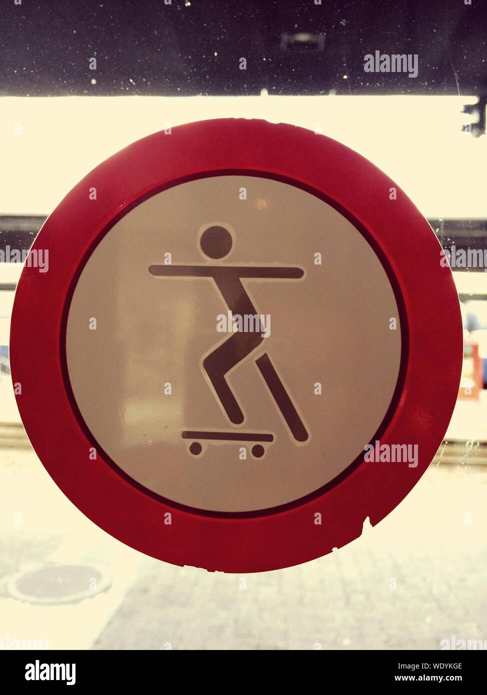 No Skateboarding Sign High Resolution Stock Photography and Images - Alamy
