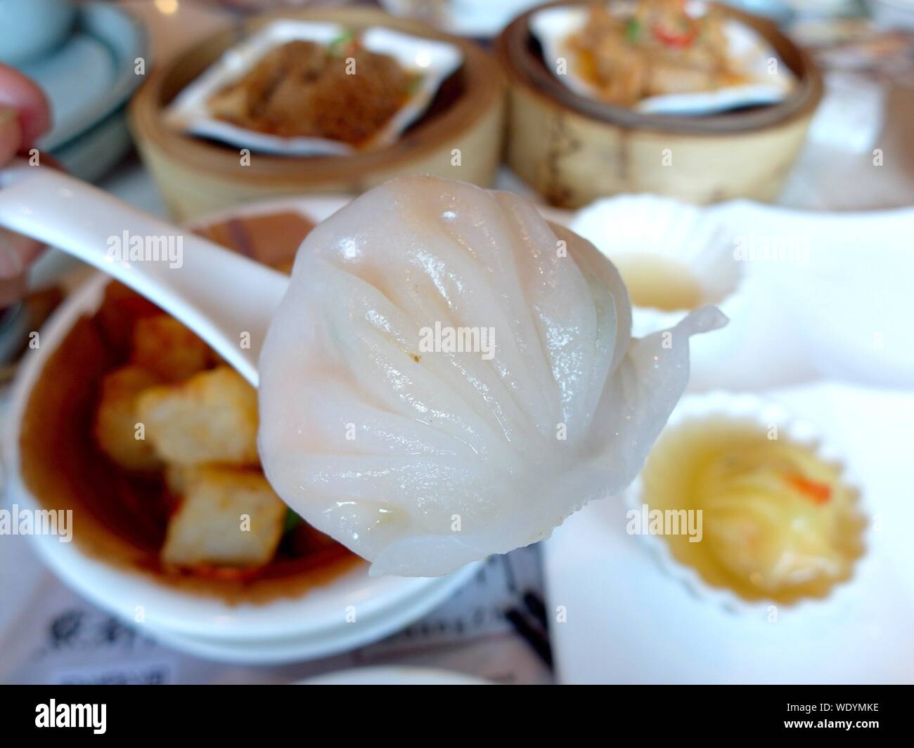 Shrimp dumpling hi-res stock photography and images - Alamy