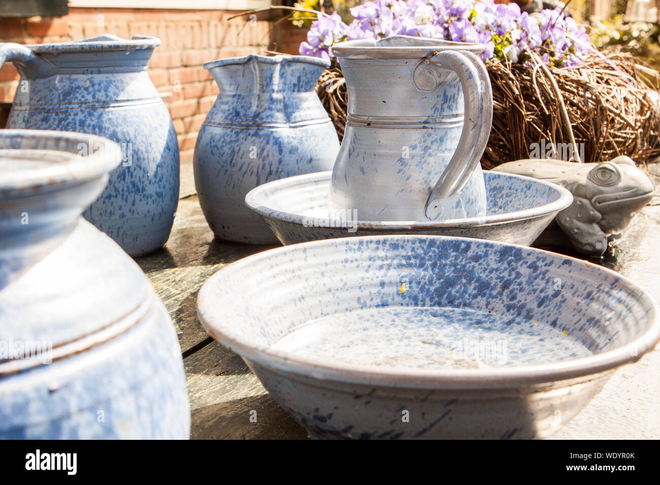 Man made basin hi-res stock photography and images - Alamy