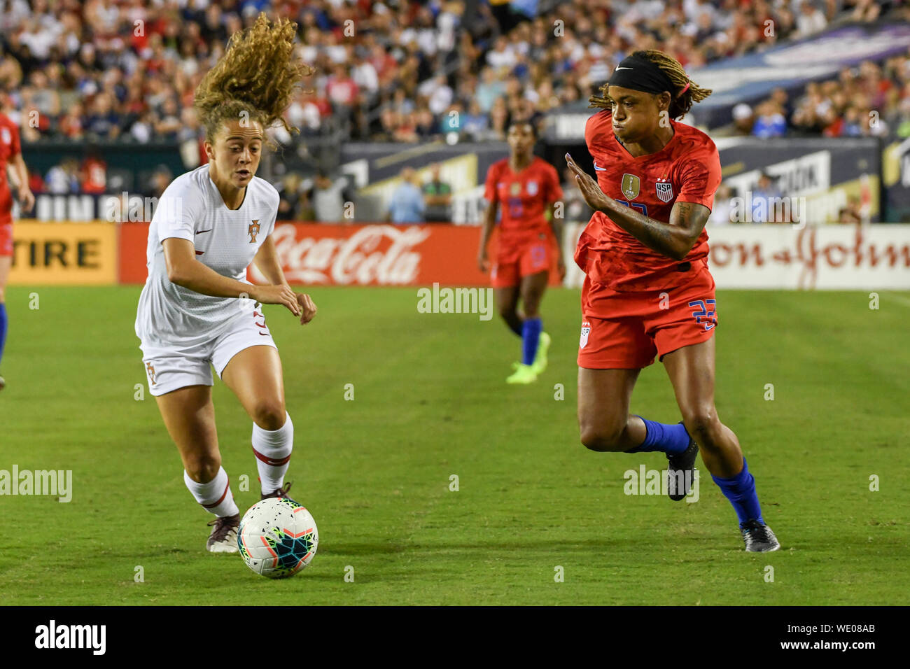 Jessica mcdonald vertical hi-res stock photography and images - Alamy