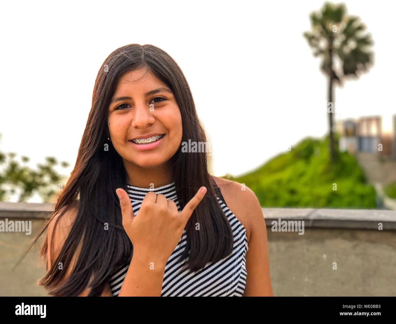 Shaka do hi-res stock photography and images - Alamy