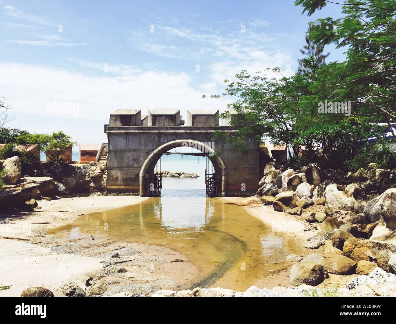 The entrance beach hi-res stock photography and images - Alamy