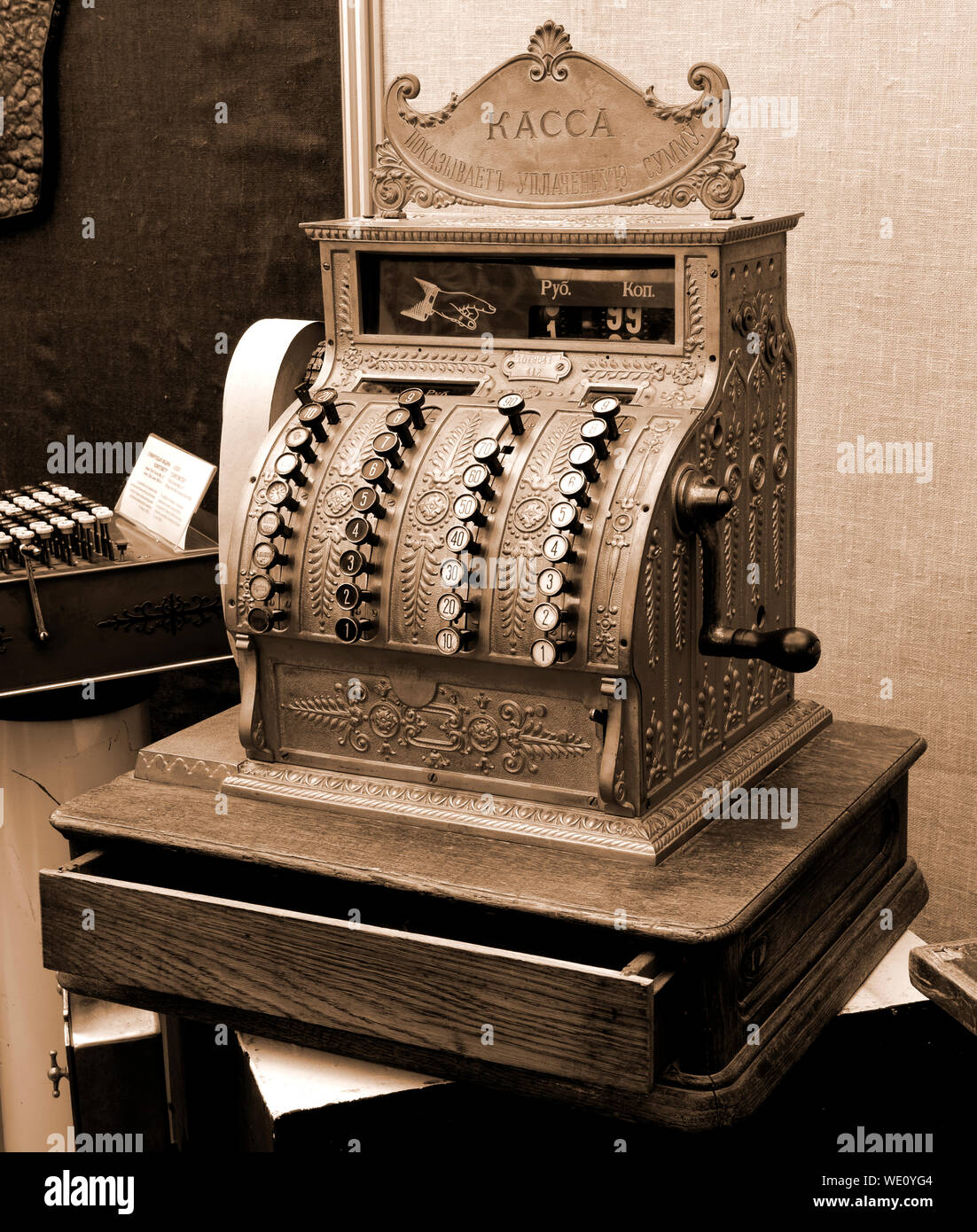 Vintage Cash Register High Resolution Stock Photography and Images - Alamy