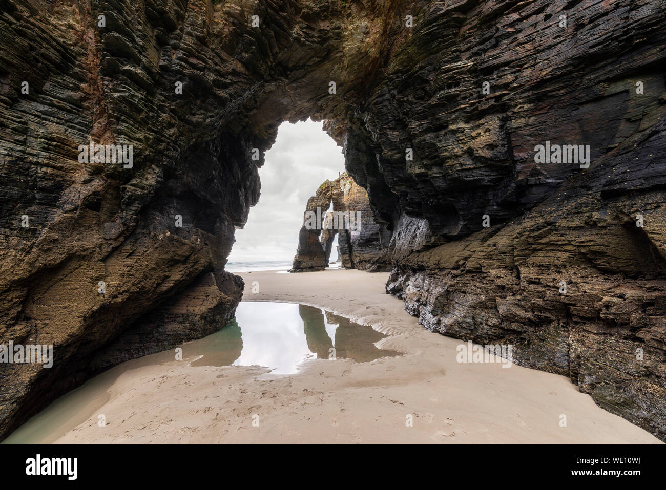 Playa las catedrales catedrais beach hi-res stock photography and ...