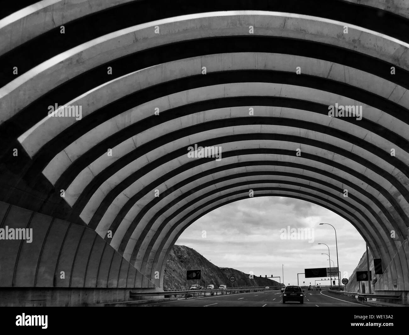 Car transport arch hi-res stock photography and images - Alamy