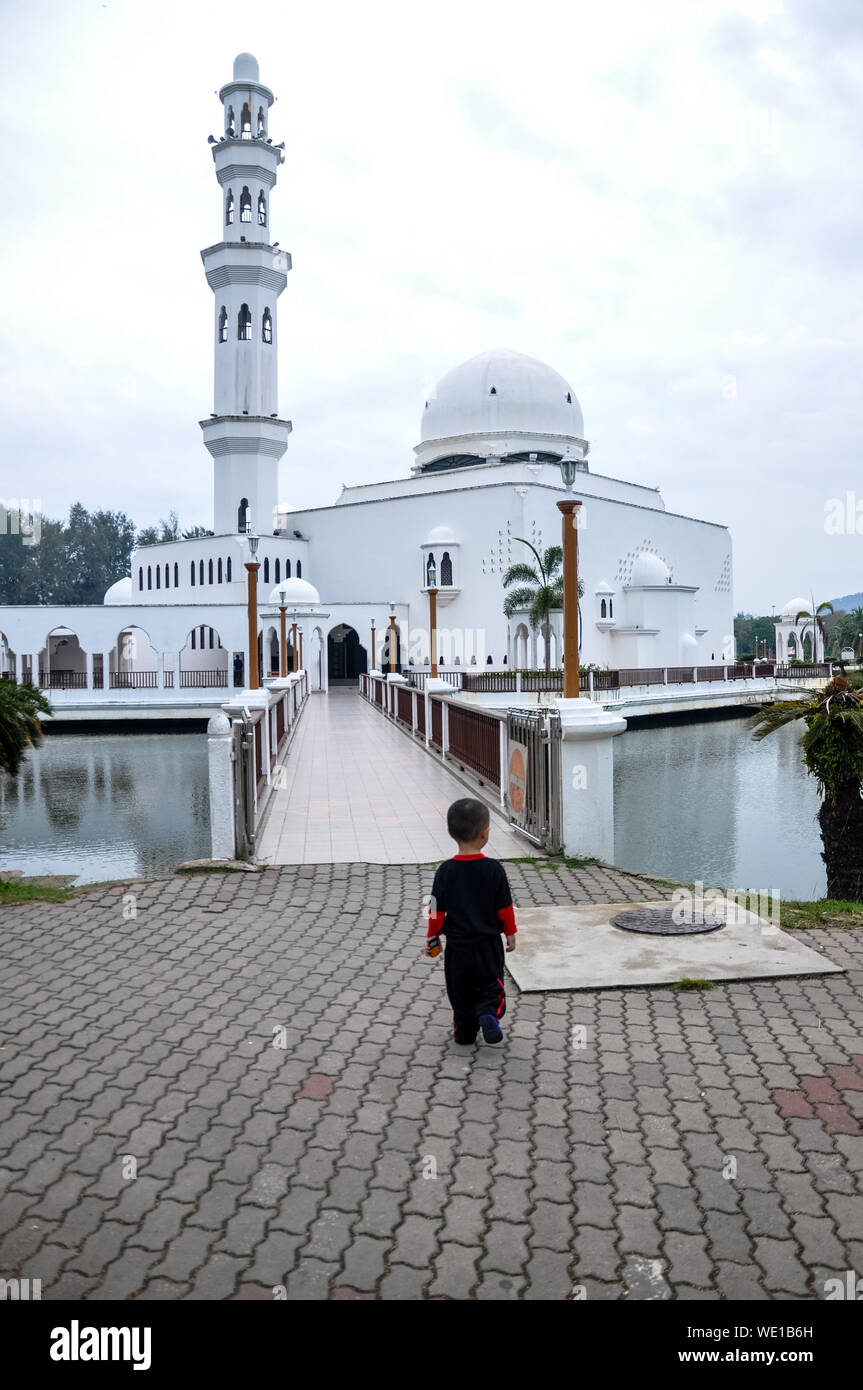 The floating mosque hi-res stock photography and images - Alamy