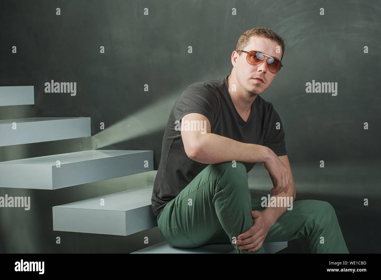 34 steps hi-res stock photography and images - Alamy