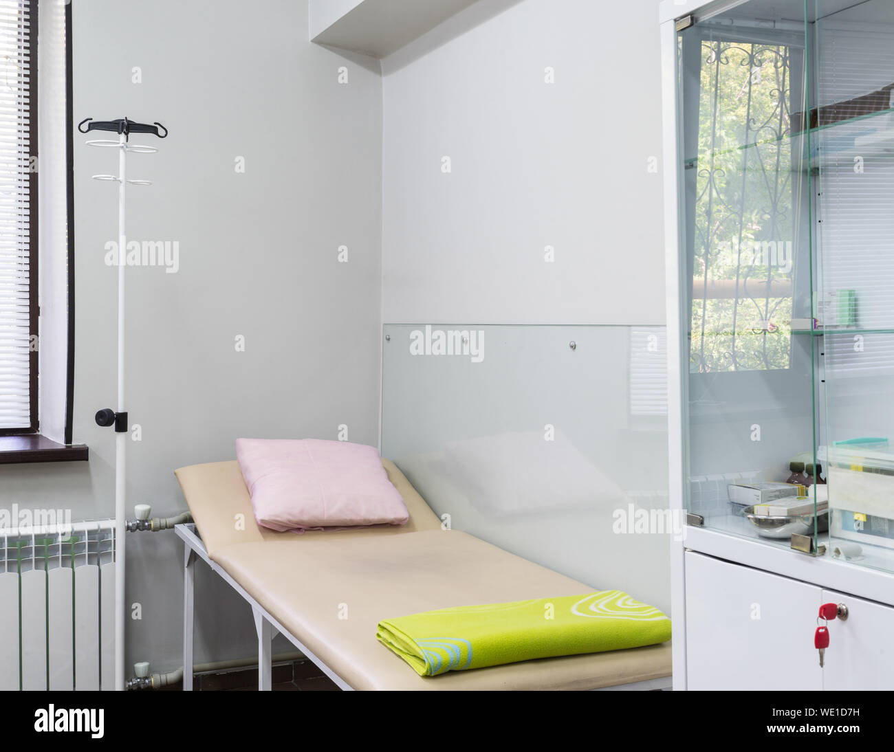 an empty room in a modern clinic Stock Photo - Alamy