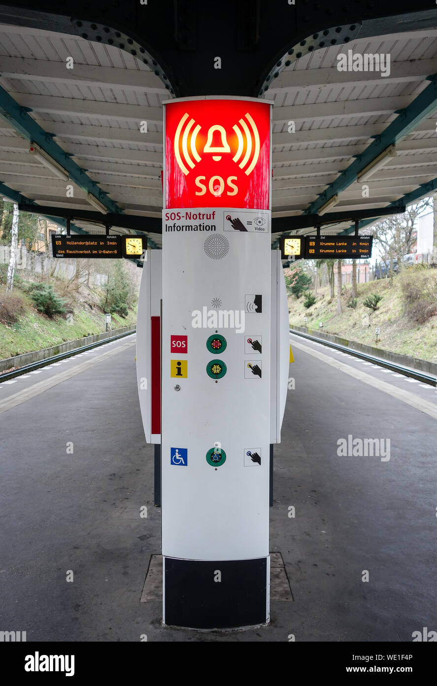 Assistance at the station hi-res stock photography and images - Alamy