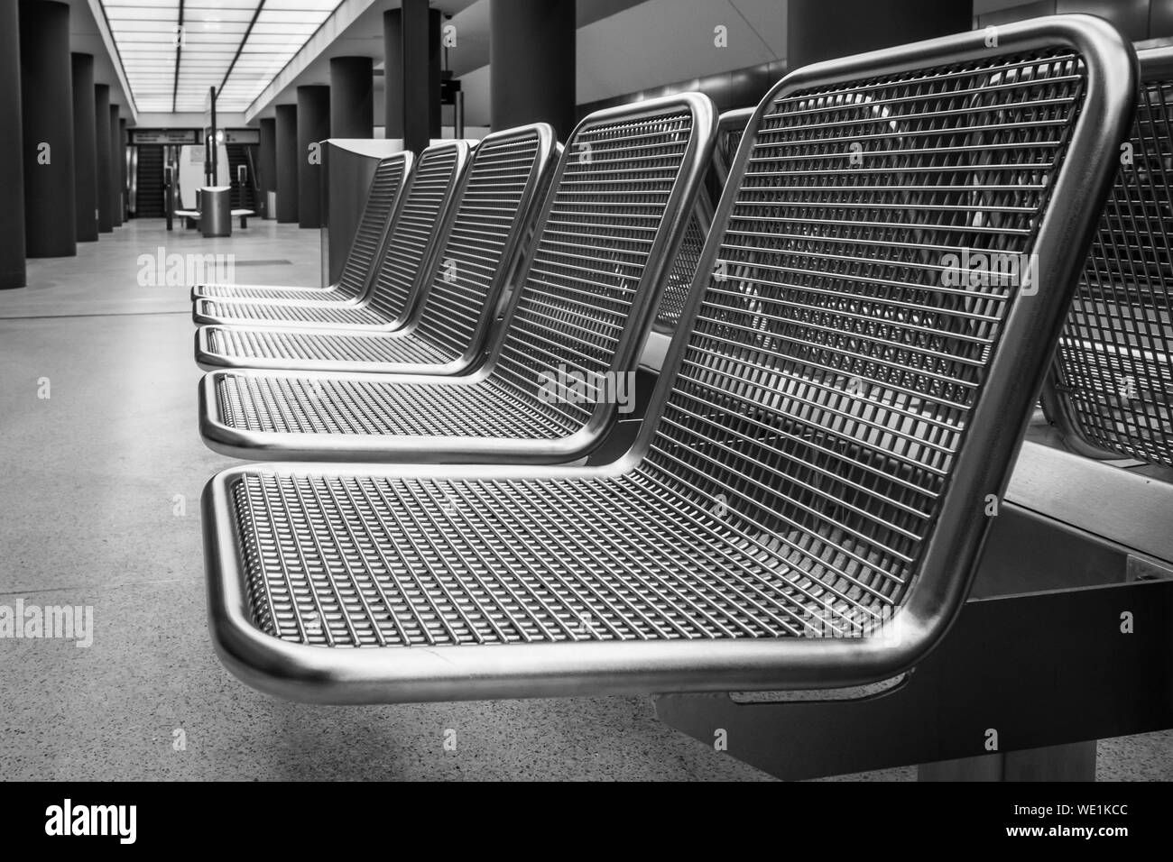 Subway bench hi-res stock photography and images - Alamy