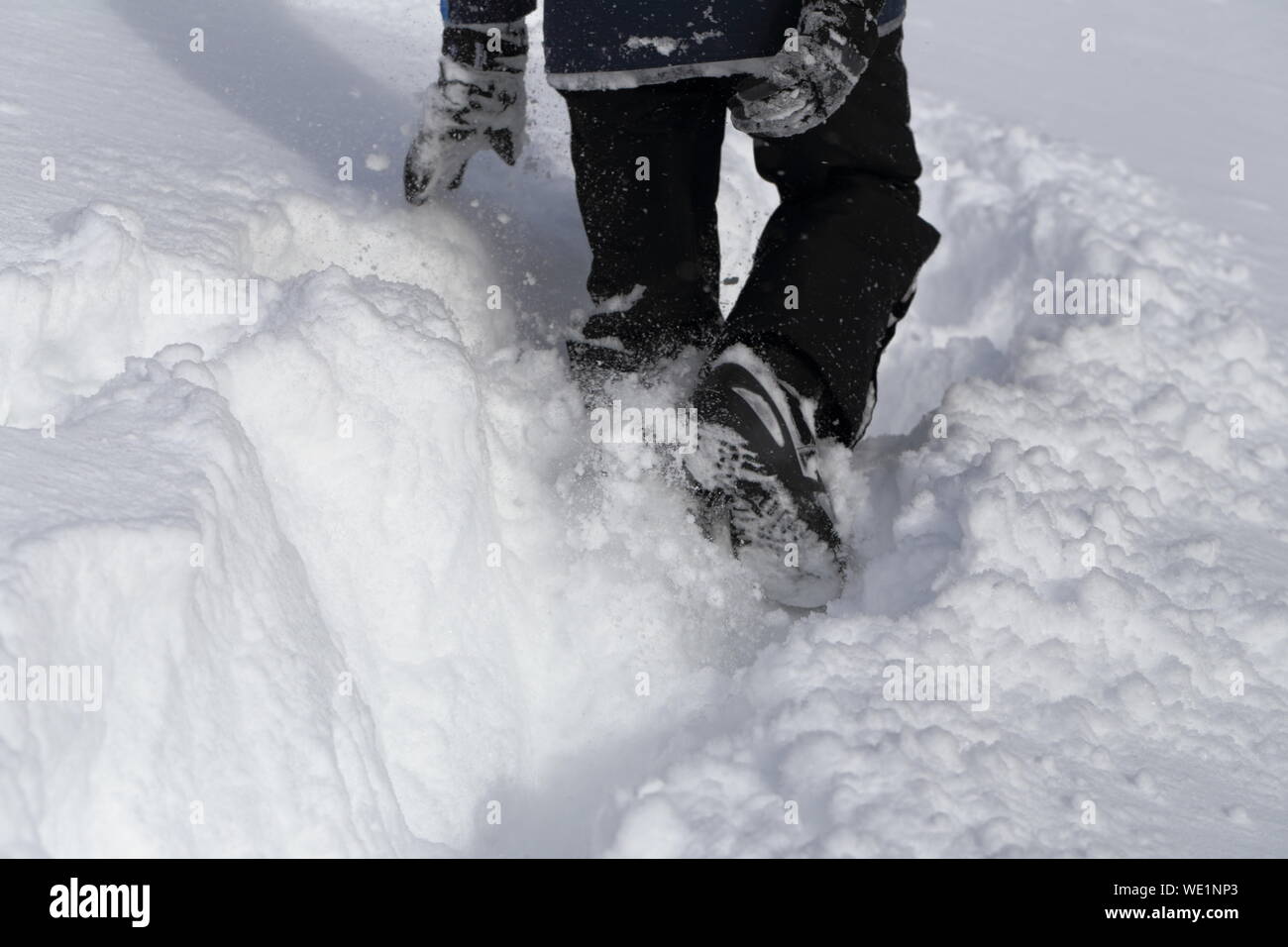 Walking in deep snow hi-res stock photography and images - Alamy