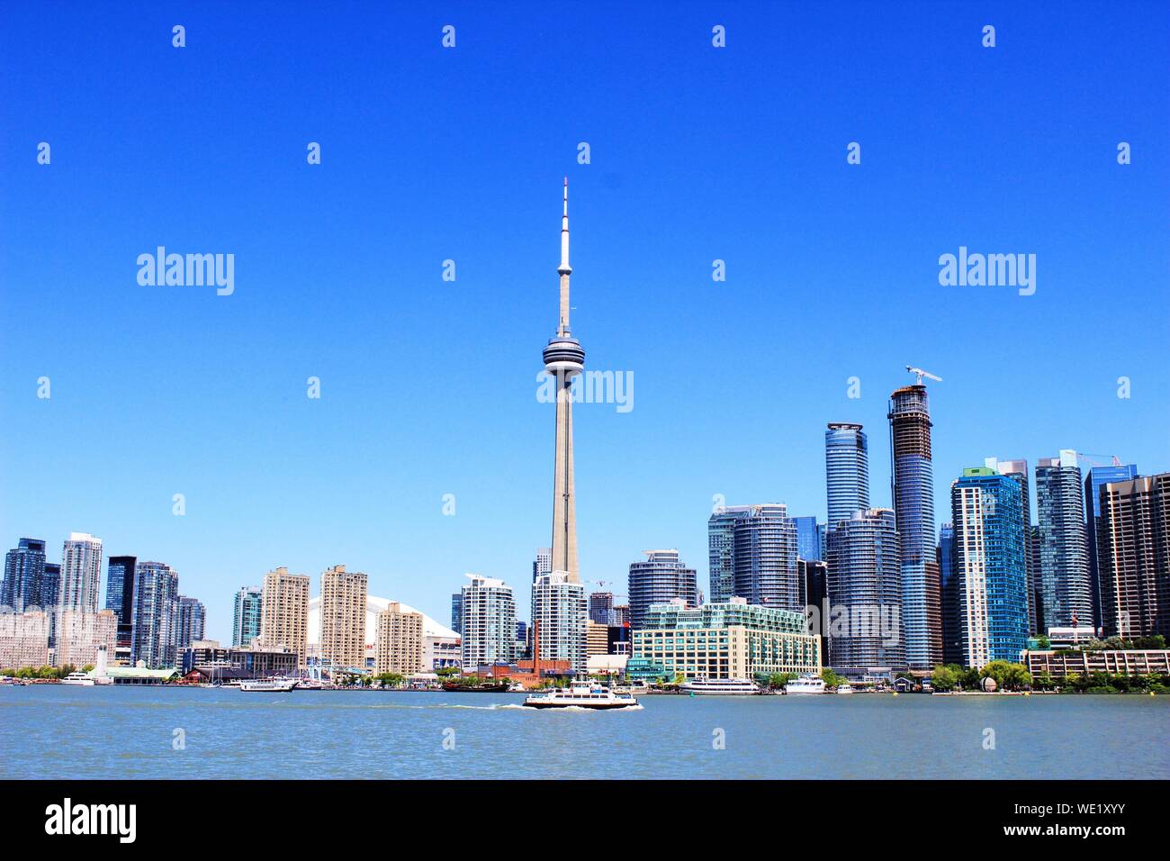 Toronto cn tower view hi-res stock photography and images - Alamy