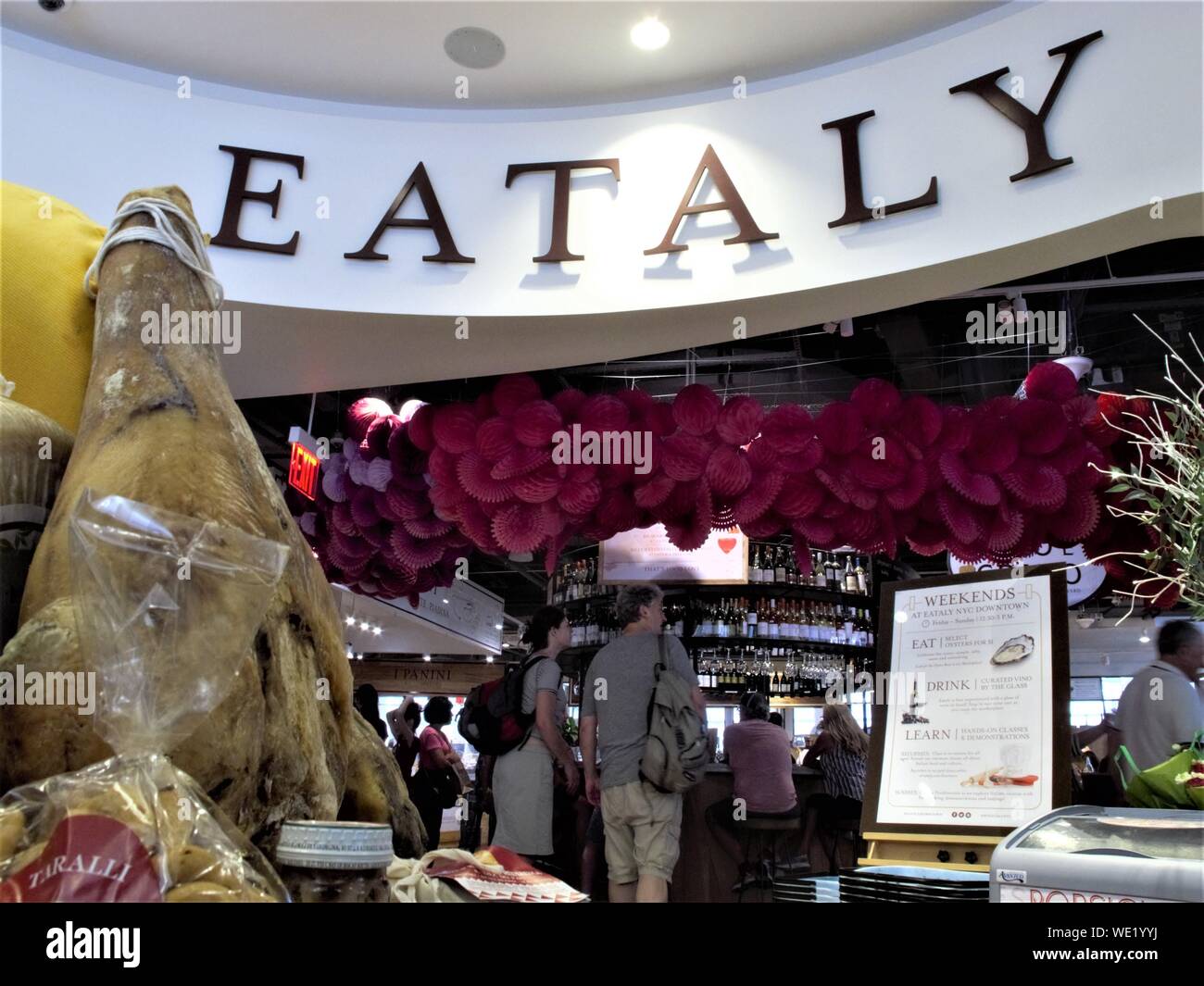 EATALY FOOD STORE ENTRANCE IN WORLD TRADE CENTER IN MANHATTAN Stock ...