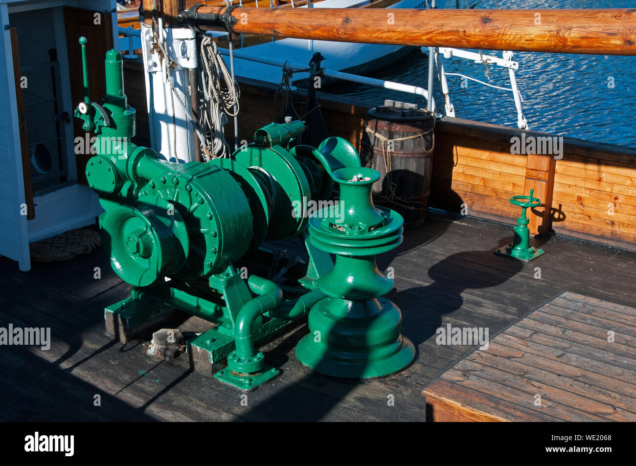 Hydraulic engine hi-res stock photography and images - Alamy