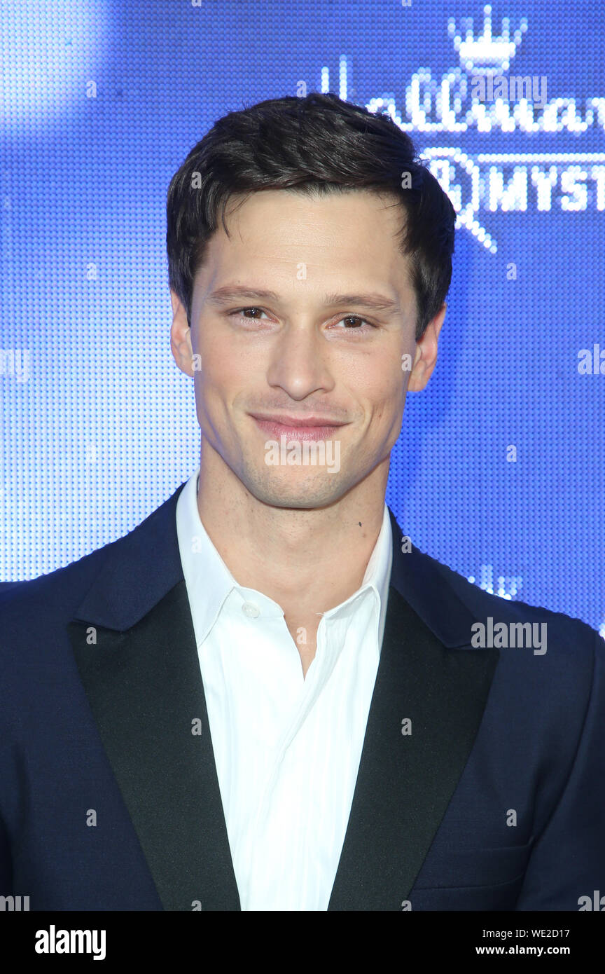 Hallmark Channel And Hallmark Movies & Mysteries Summer 2019 TCA Press ...