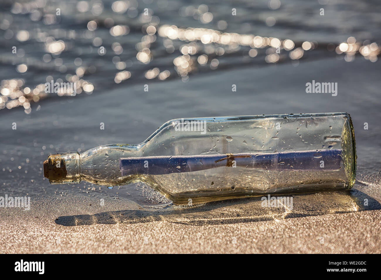 Ocean in bottle hi-res stock photography and images - Alamy