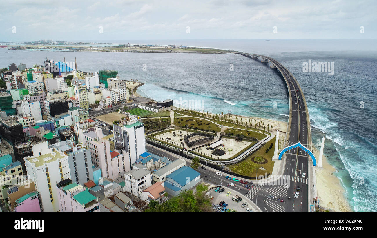 Maldives china bridge hi-res stock photography and images - Alamy