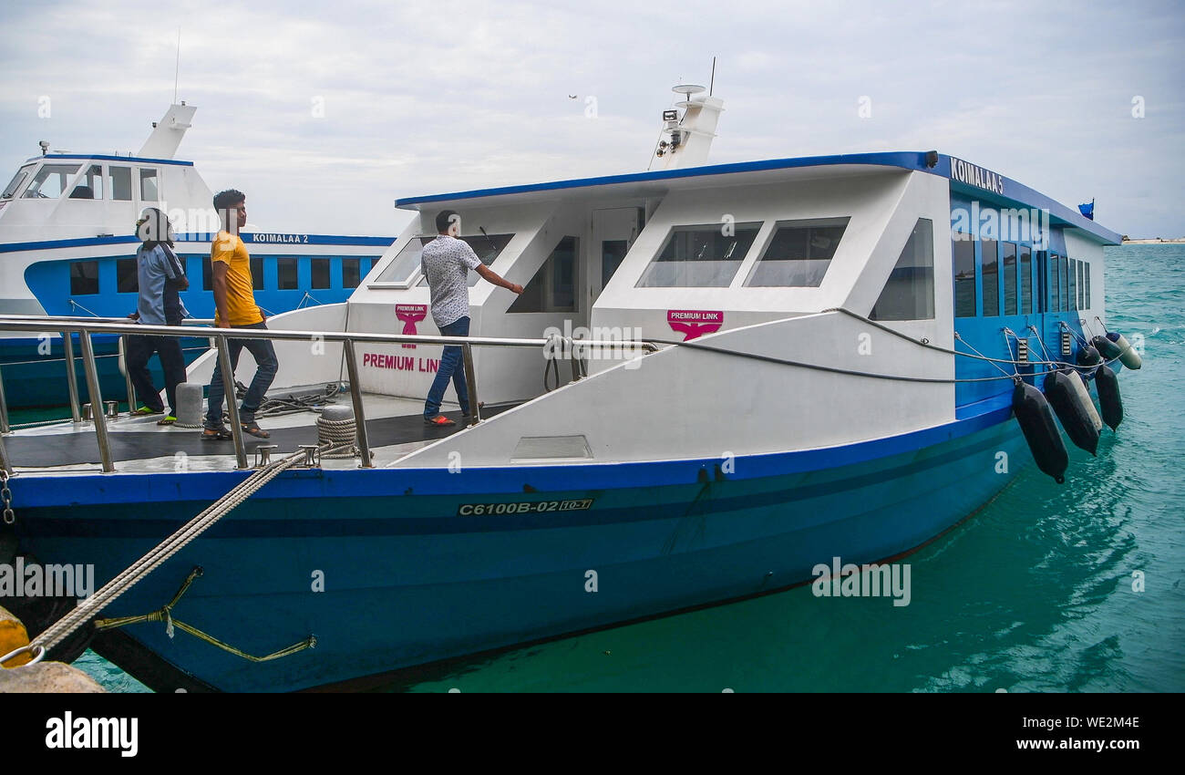 Maldivians hi-res stock photography and images - Alamy