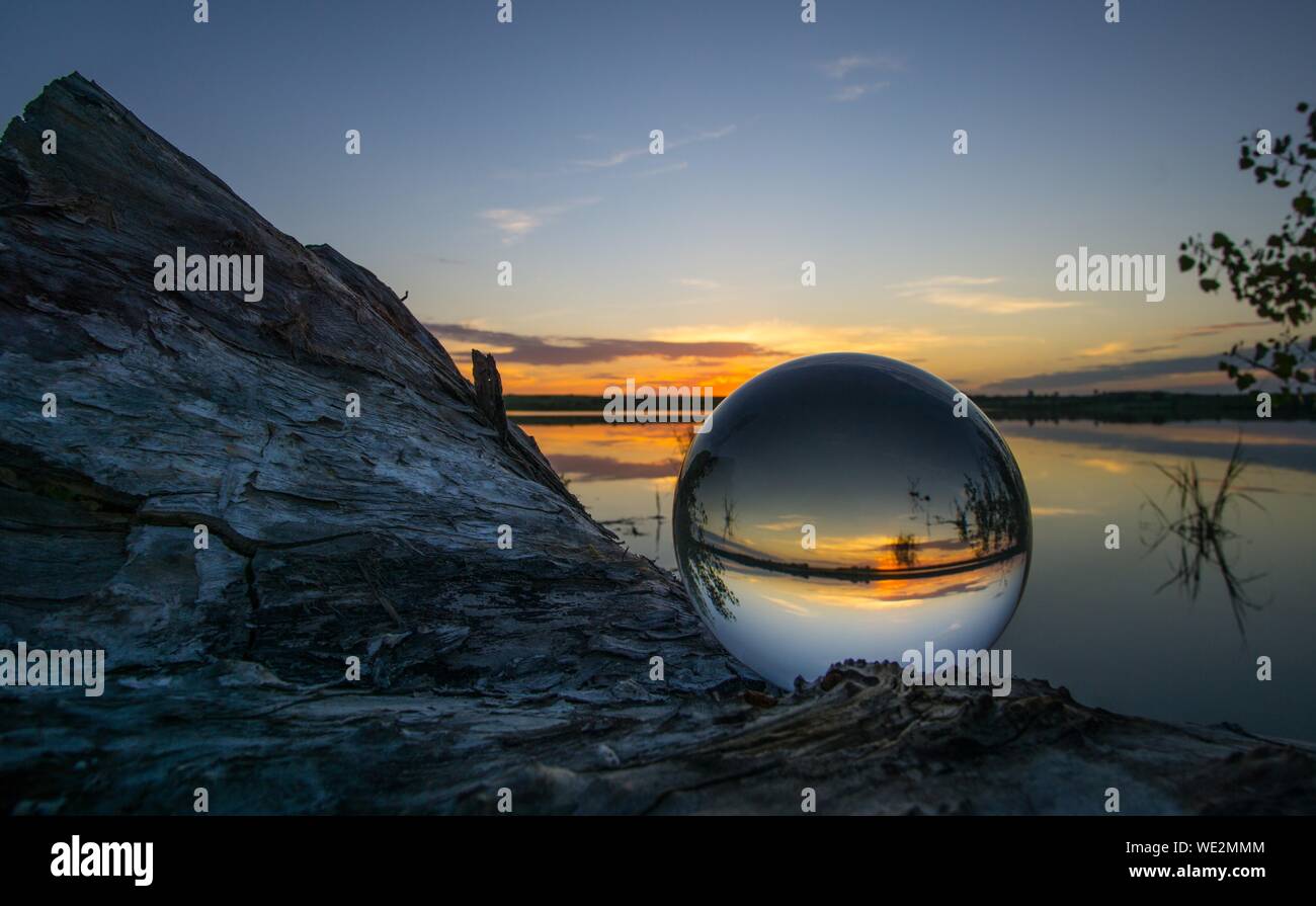 Reflection in glass hi-res stock photography and images - Alamy