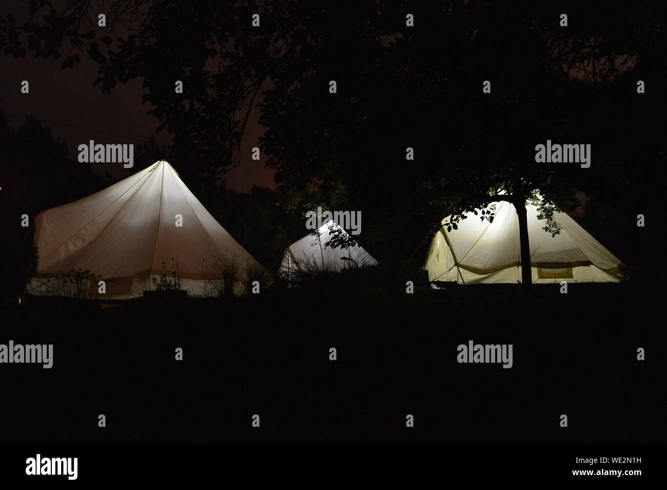 Tents at night hi-res stock photography and images - Alamy