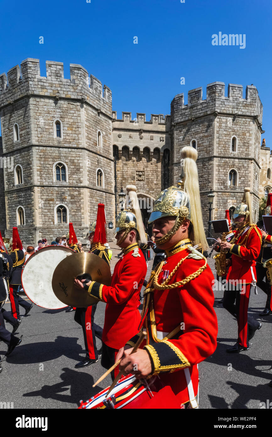England, Berkshire, Windsor, Windsor Castle, Changing The Guard ...