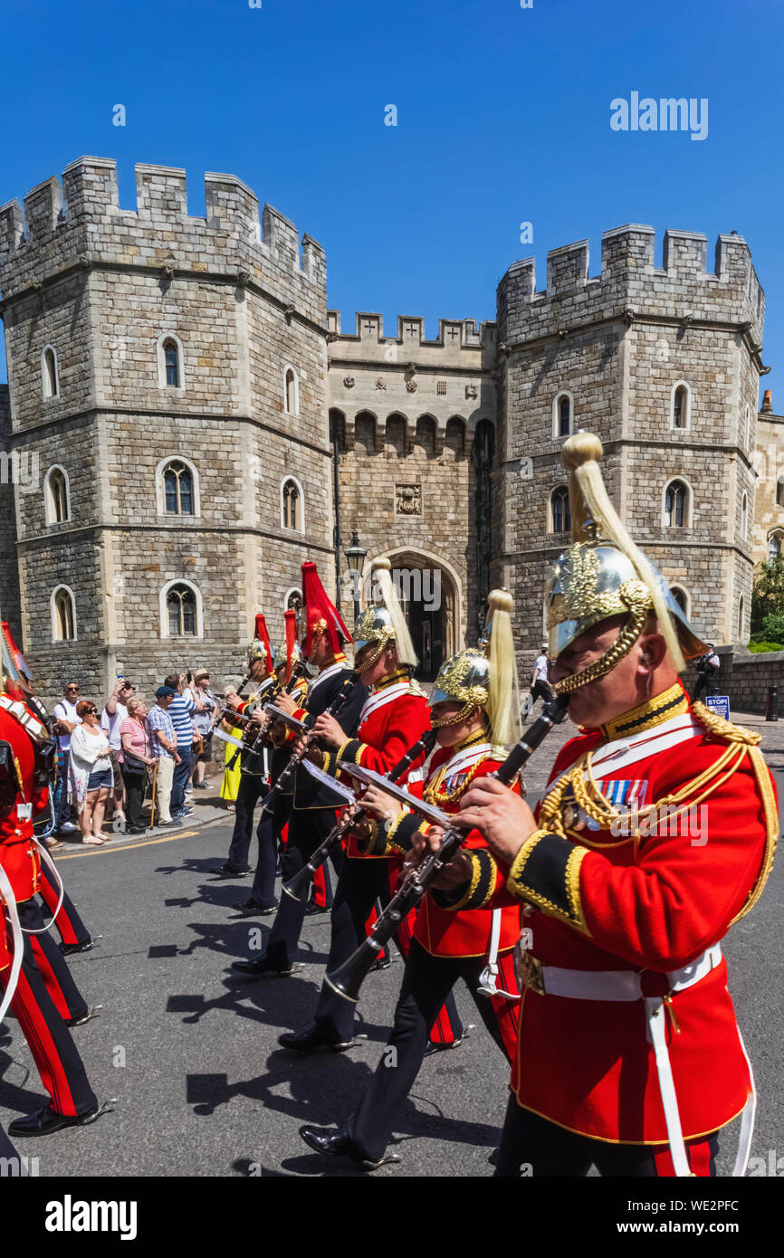 England, Berkshire, Windsor, Windsor Castle, Changing The Guard ...
